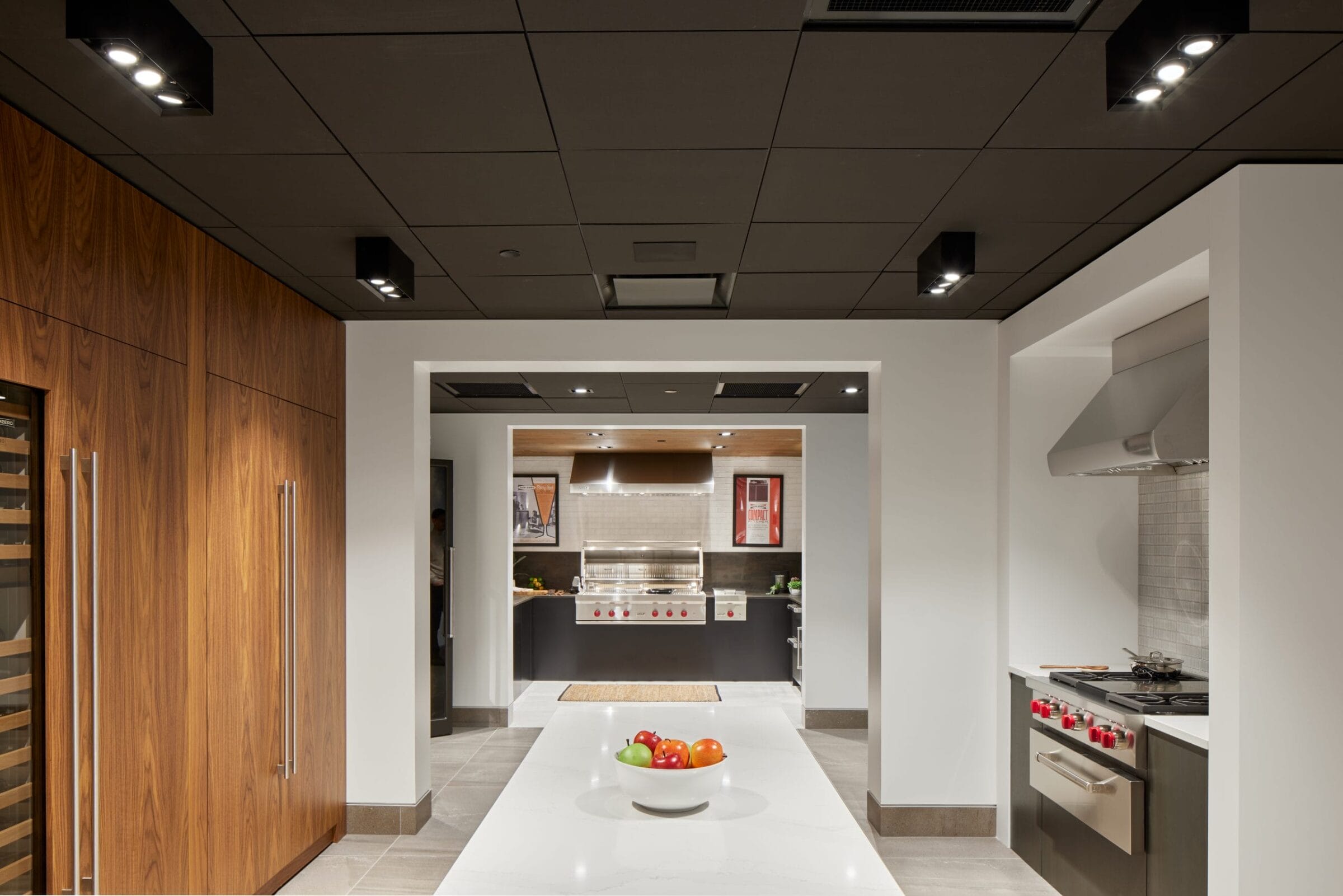 Sub-Zero Living Kitchen – Ideal Builders